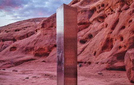Mysterious monolith found in Nevada - Daily Friend