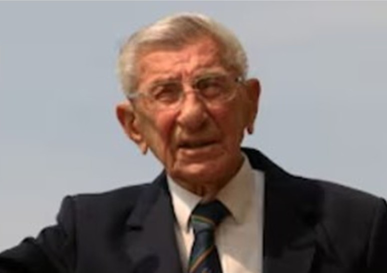 Oldest Test cricketer dies - Daily Friend