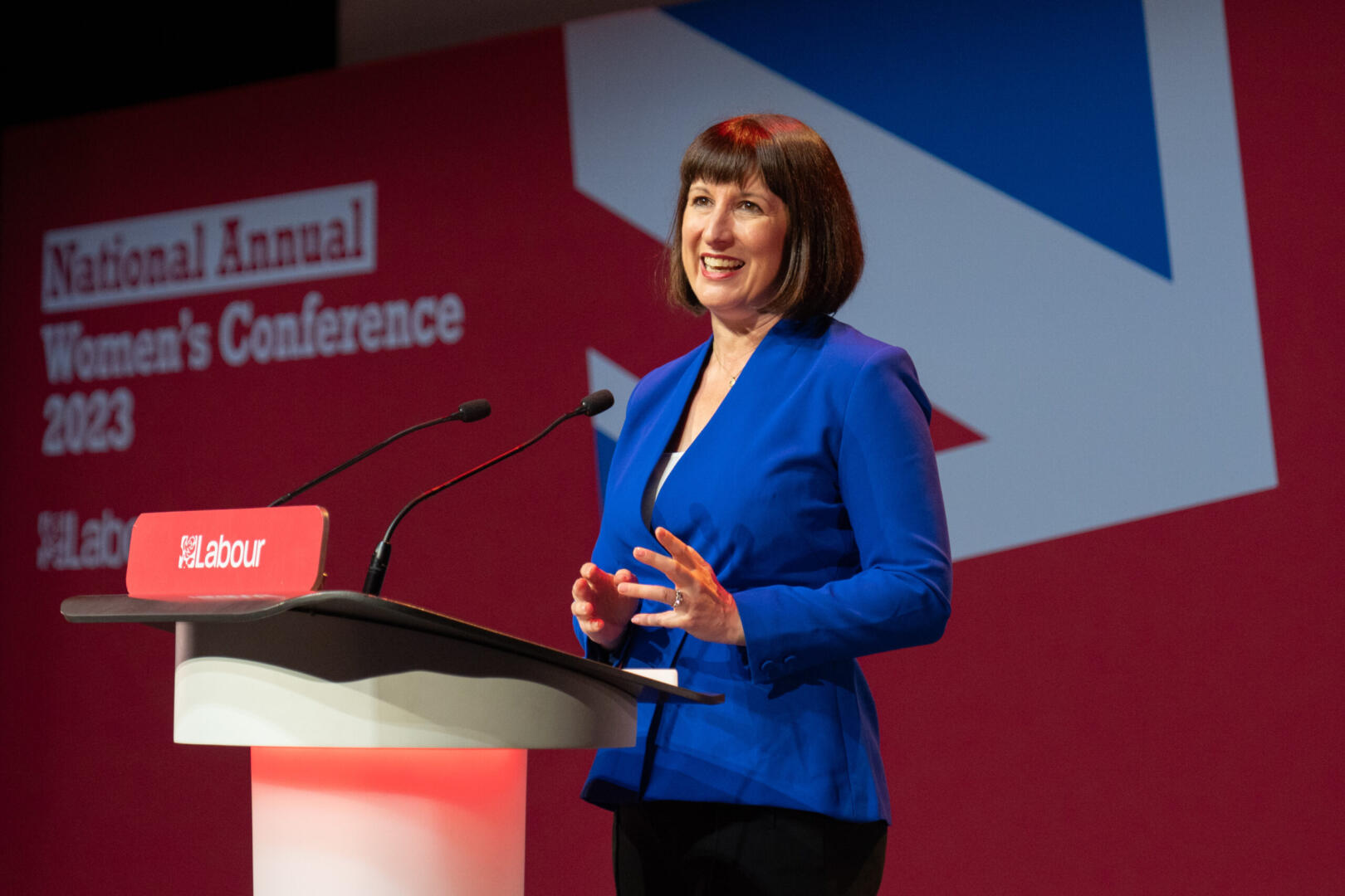 Trans activists excluded from Labour women’s conference - Daily Friend